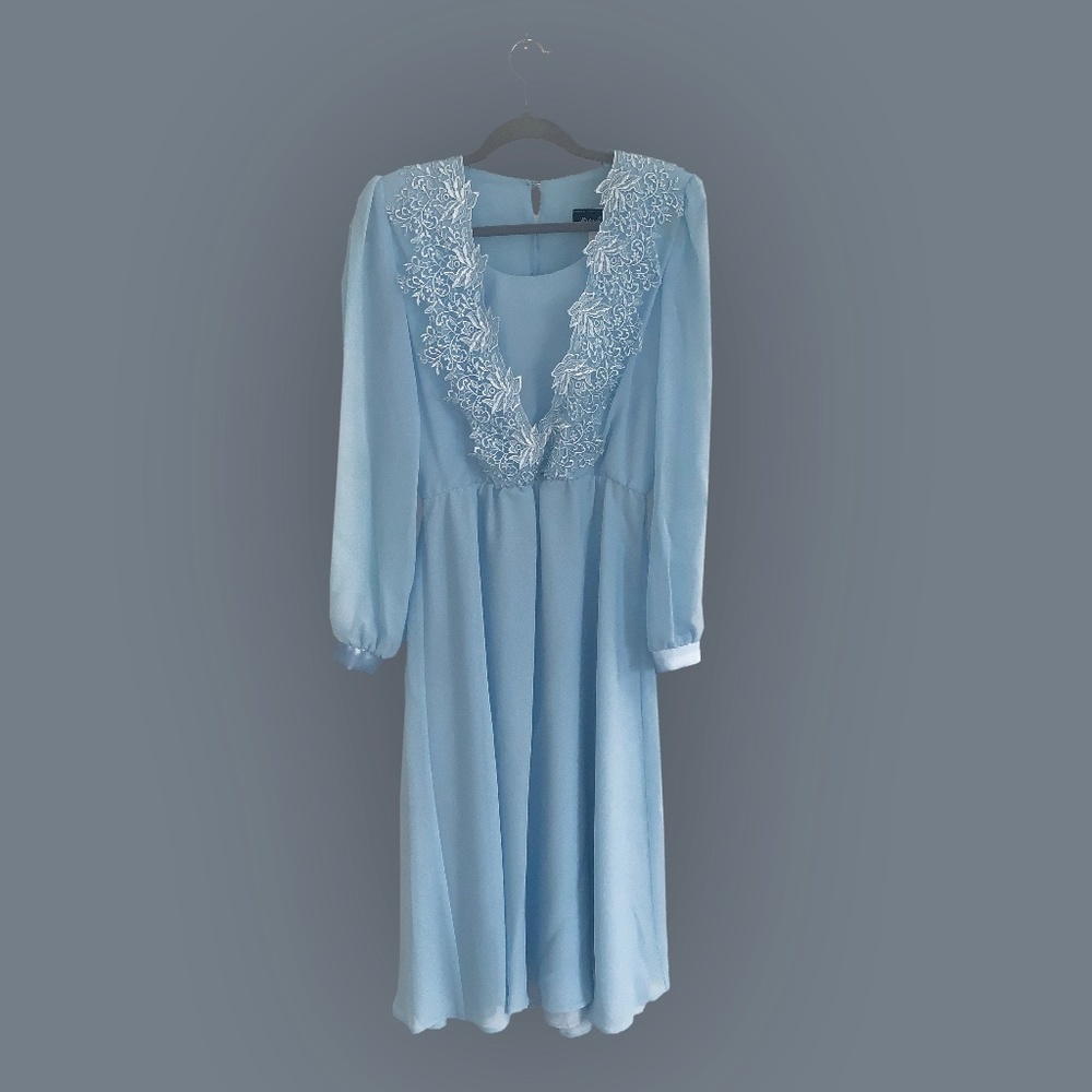 1980s Vintage Baby Blue Lace Dress - Gem